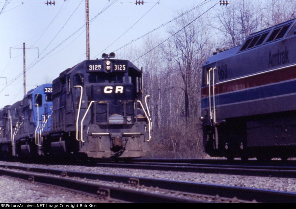 CR 3125 south meeting AMTK 963 north